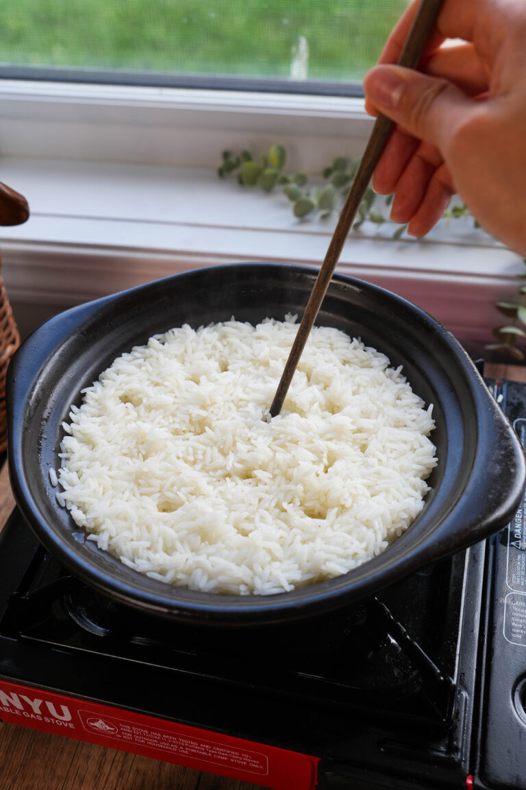 Clay Pot Rice (煲仔饭): Crispy, Flavourful, Comfort in One Pot - The ...